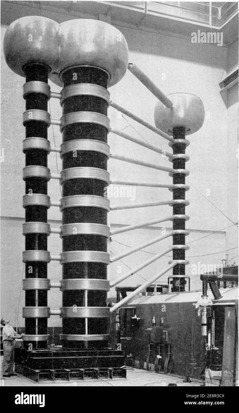 Million volt x-ray machine Bureau of Standards 1947 Stock Photo - Alamy