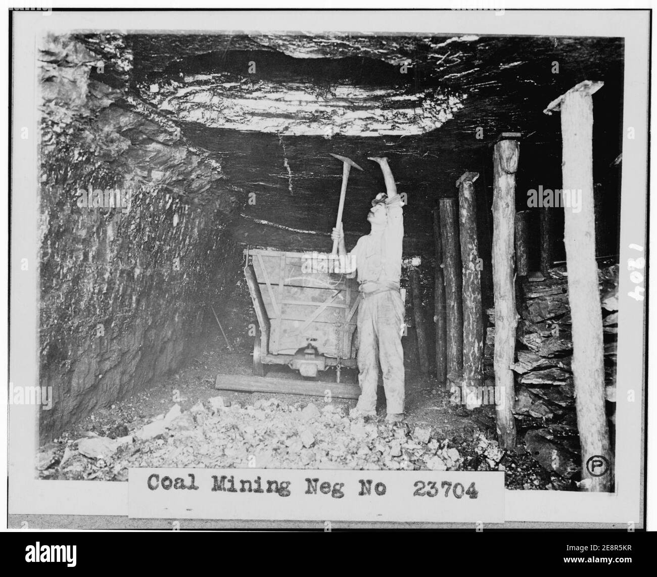 Working in coal mine hi-res stock photography and images - Alamy
