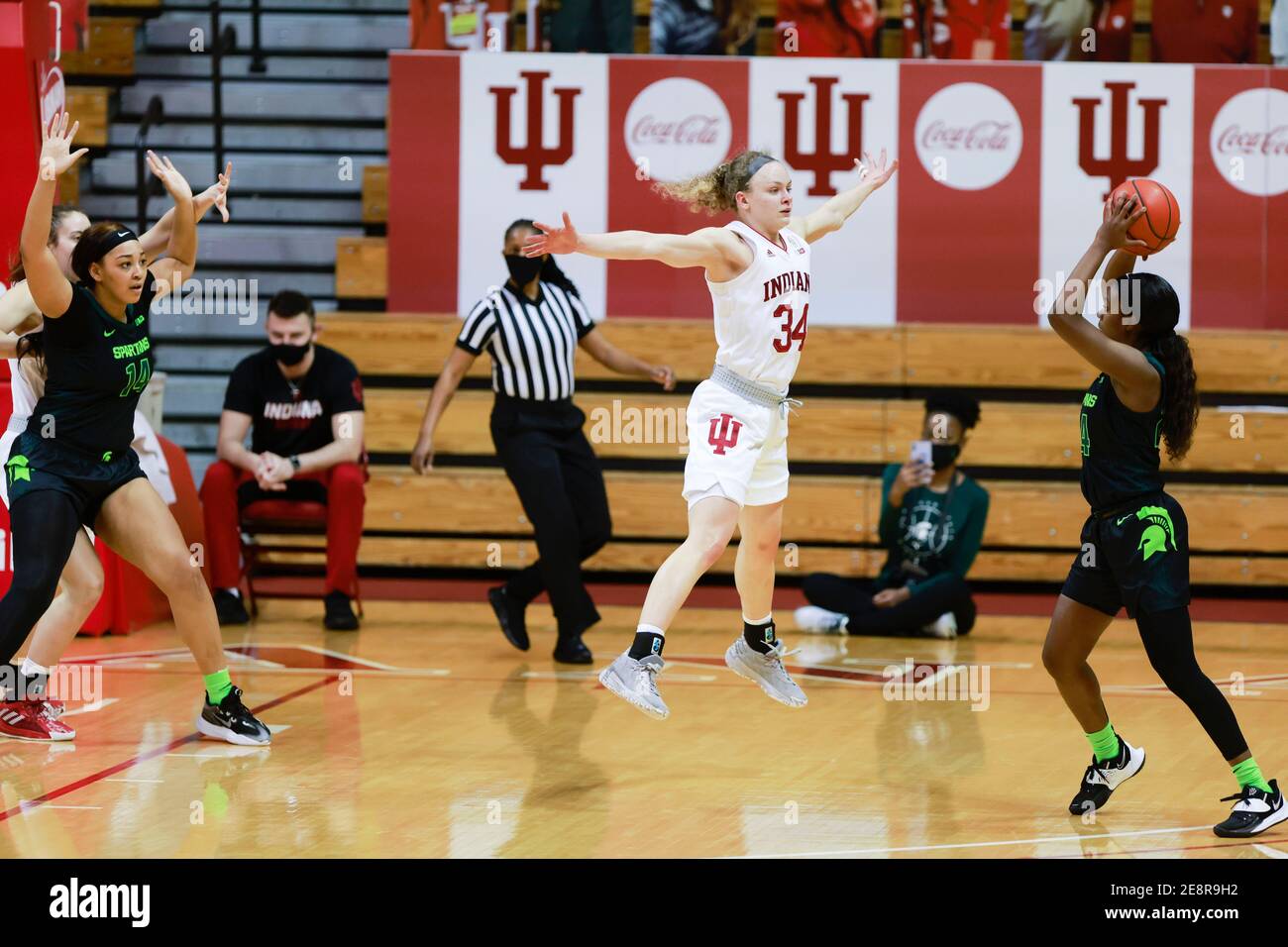 Nia clouden hi-res stock photography and images - Alamy