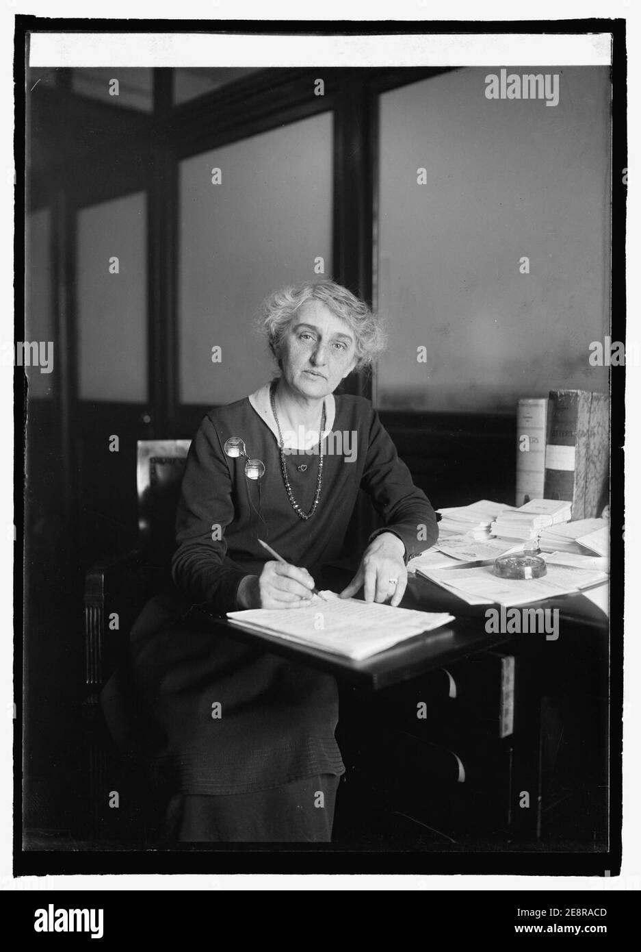 Miss Edna Annett Beveridge, 3-18-22 Stock Photo - Alamy