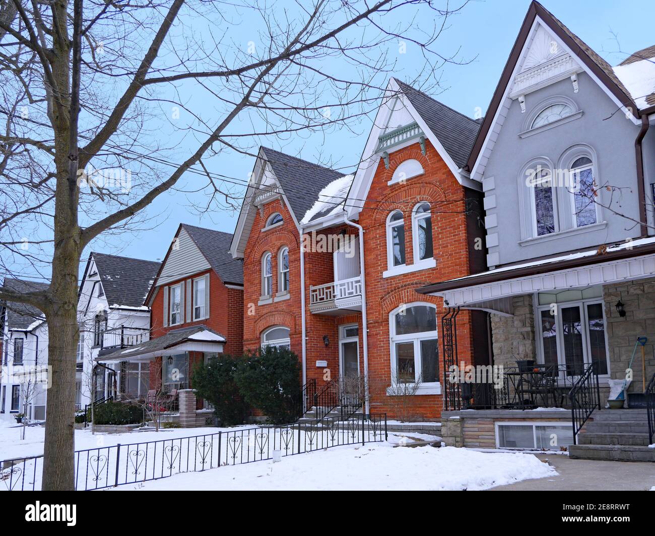 House gables victorian hi-res stock photography and images - Alamy