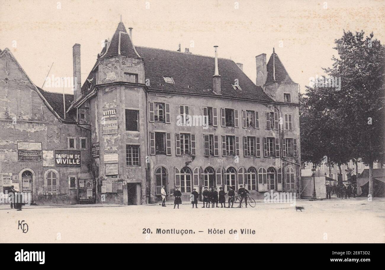 Montluçon - Hotel de Ville (KD Stock Photo - Alamy