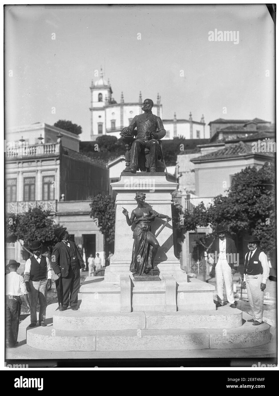 Monumento em homenagem ao Visconde do Rio Branco - 2 Stock Photo - Alamy