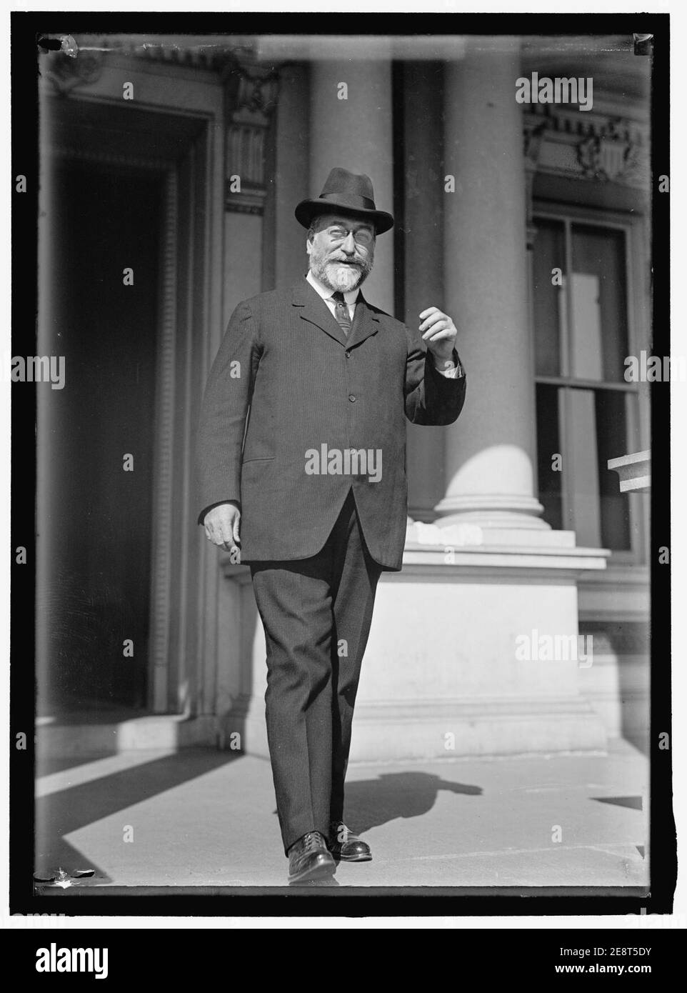 John Bassett Cut Out Stock Images And Pictures Alamy