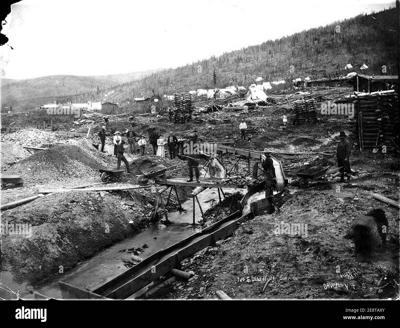 Historic mining operation Black and White Stock Photos & Images - Alamy
