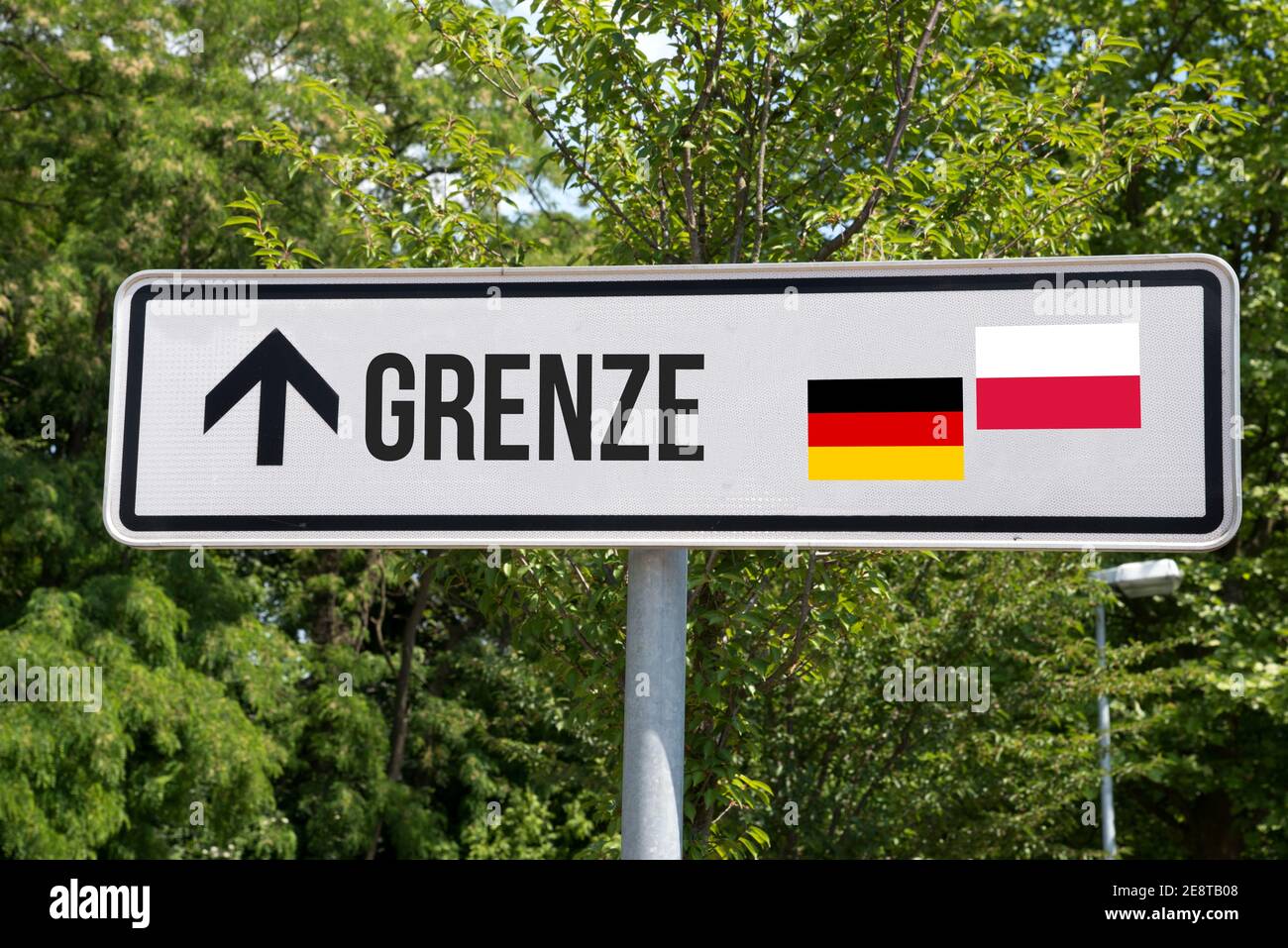 Border germany poland hi-res stock photography and images - Alamy