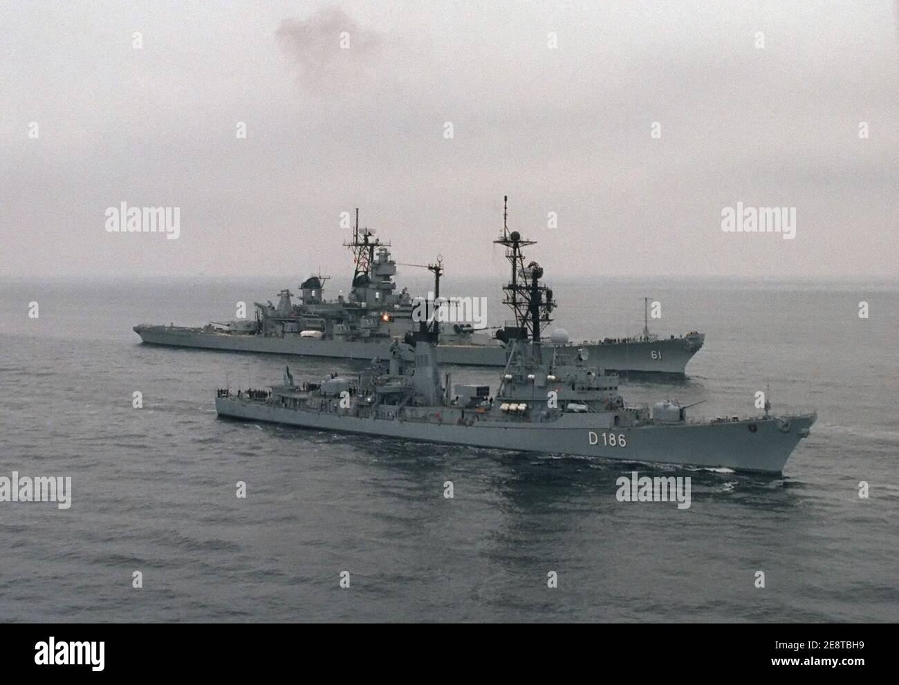 Uss iowa bb 61 hi-res stock photography and images - Alamy