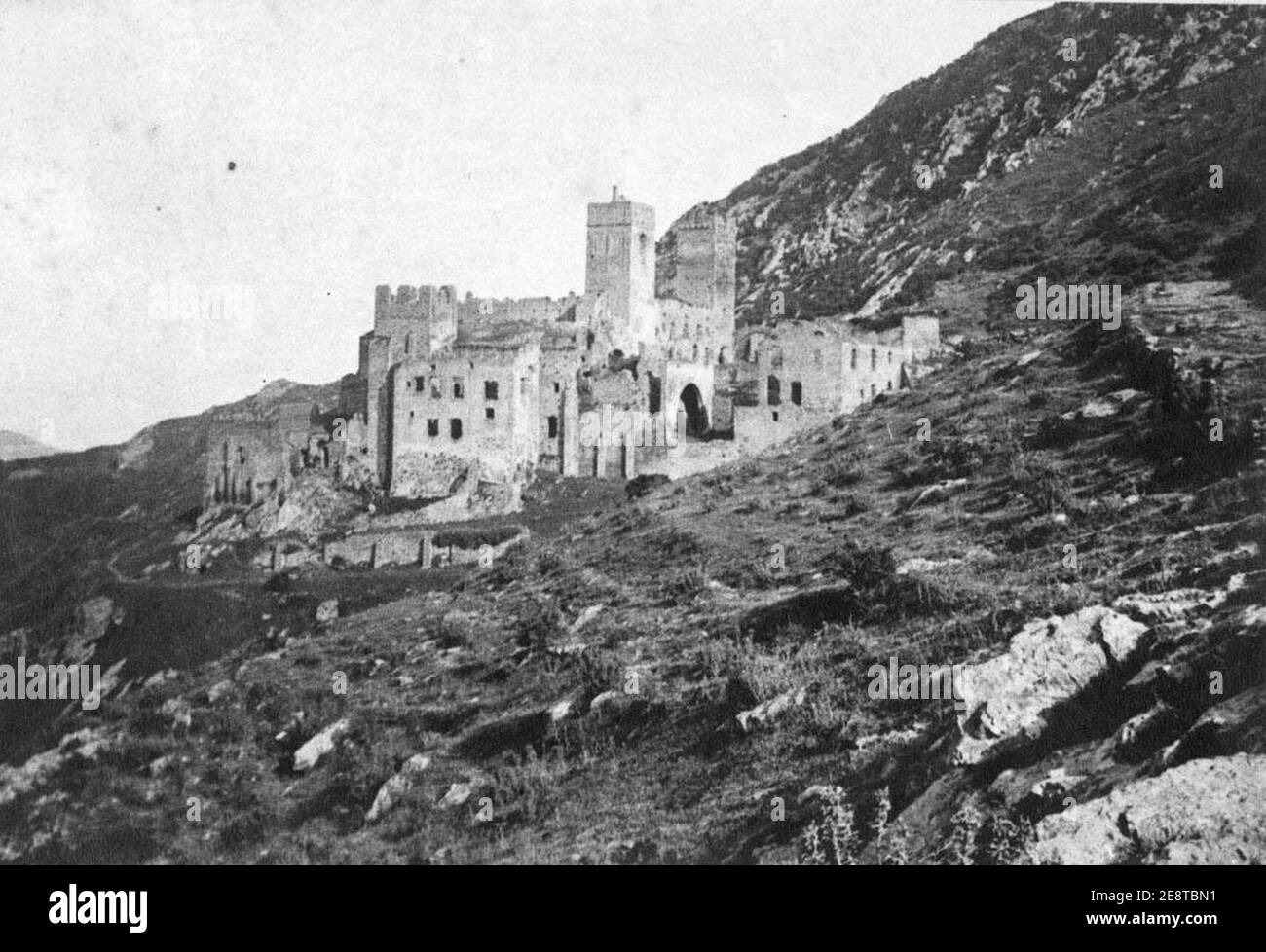 Monestir de Sant Pere de Roda Stock Photo - Alamy
