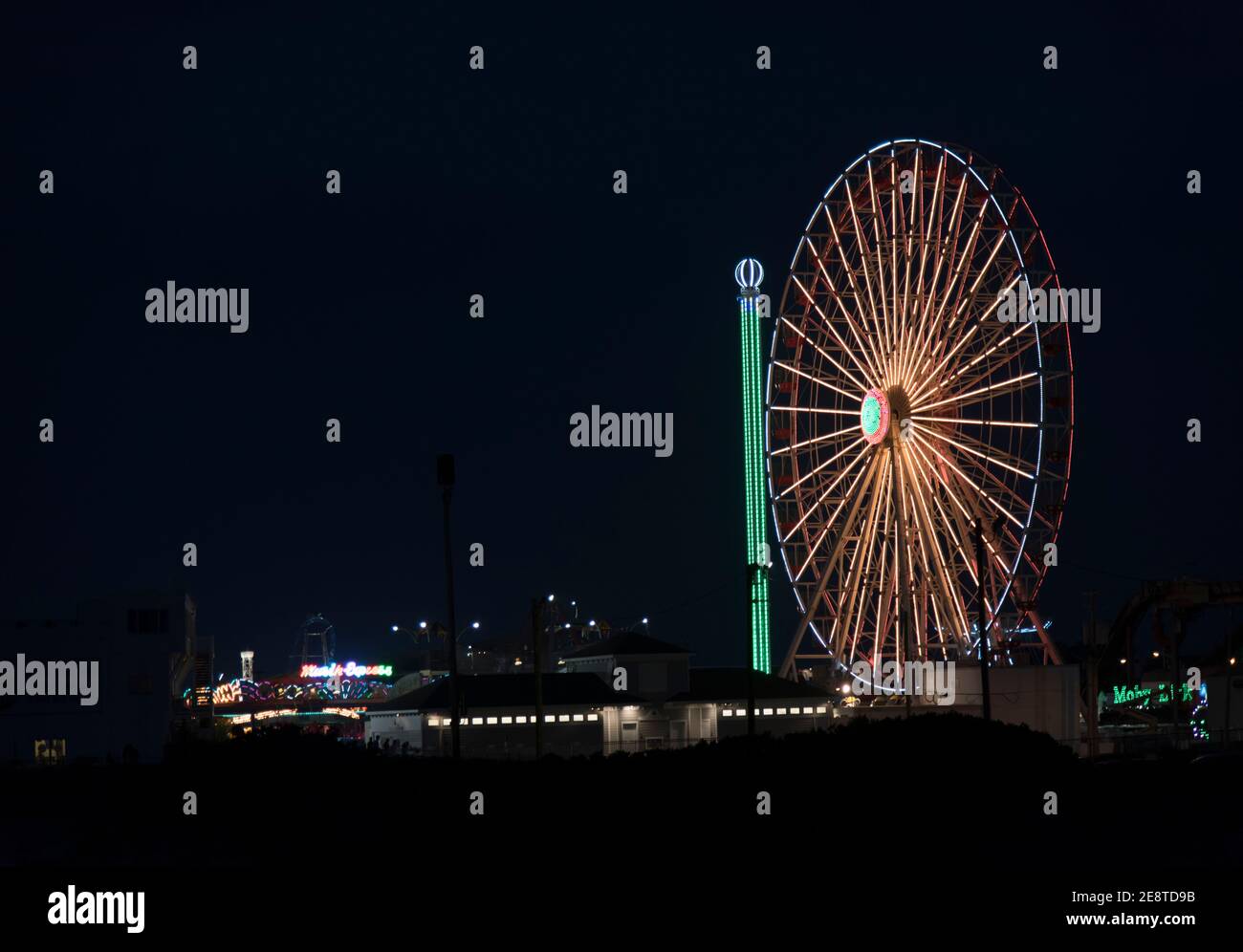 OCEAN CITY, NEW JERSEY/USA - JUNE 27, 2019: Ferris Wheel at Gillian’s ...