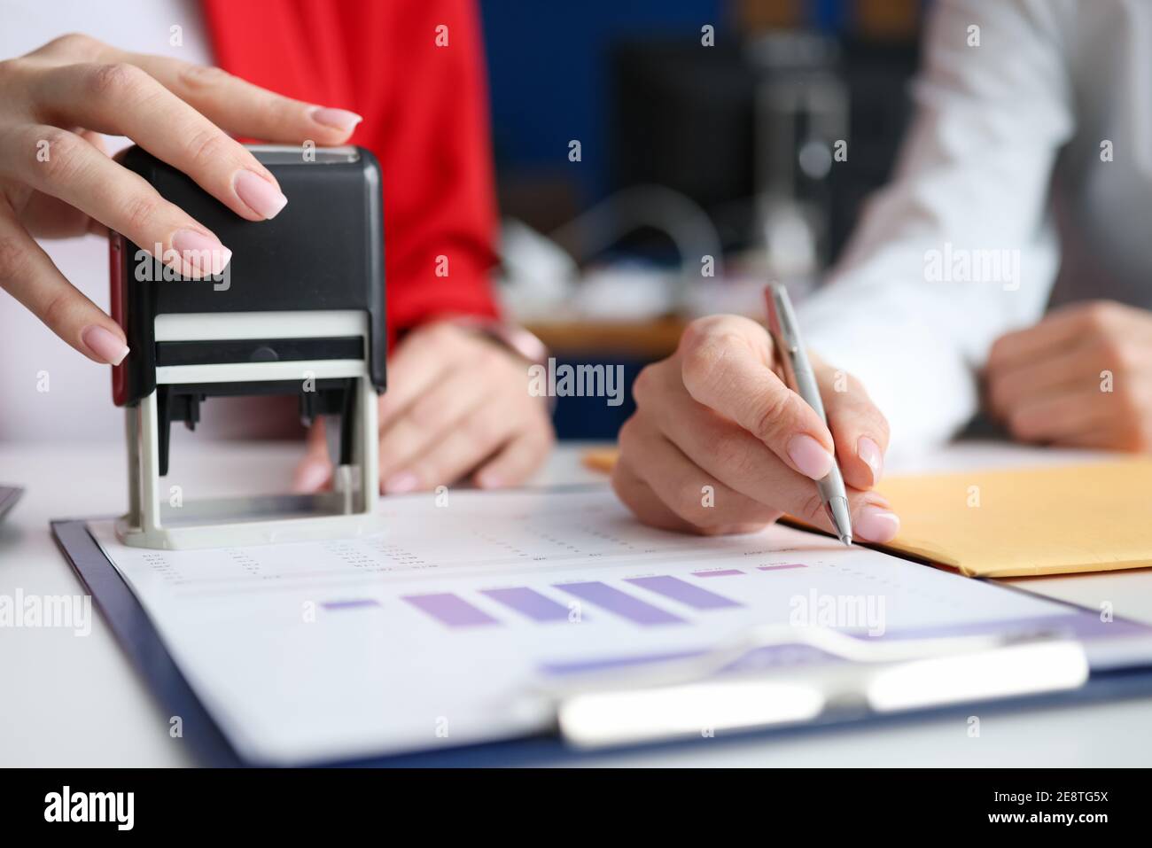 Certifying hi-res stock photography and images - Alamy