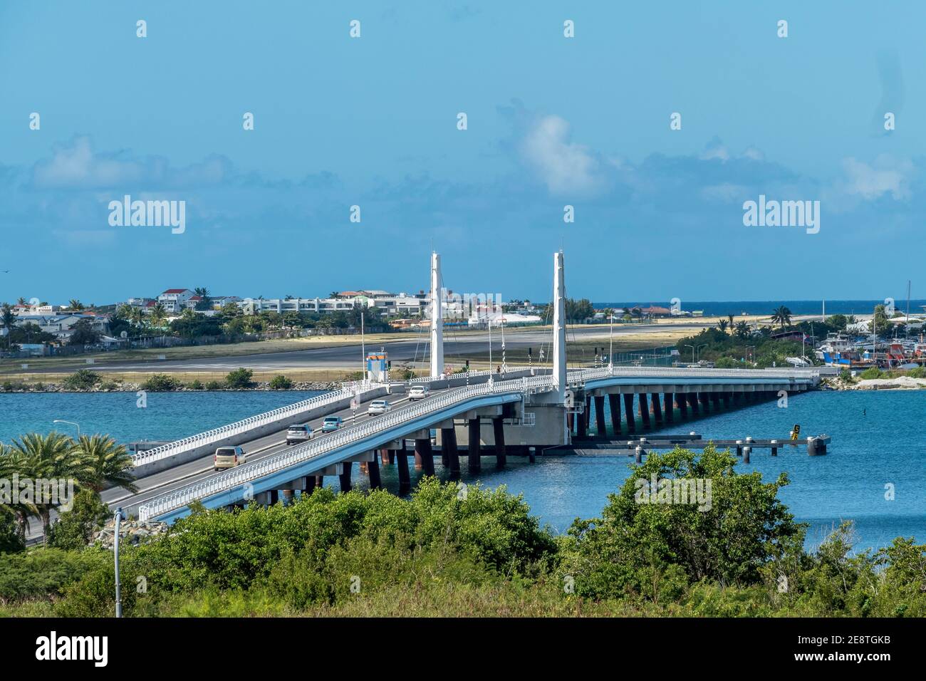 The causeway bridge on the Caribbean island of St.Maarten Stock Photo ...
