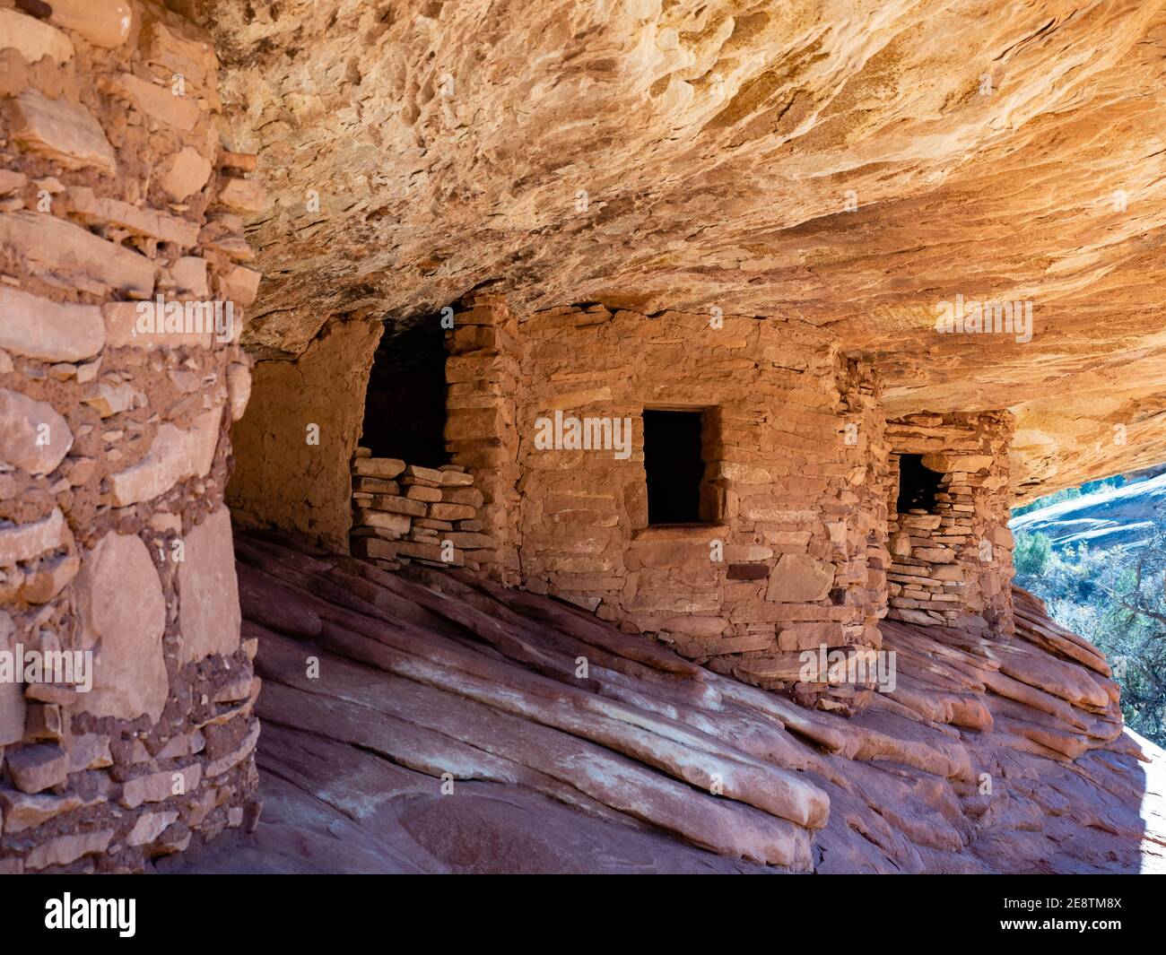 House on fire ruin in mule canyon hi-res stock photography and images ...
