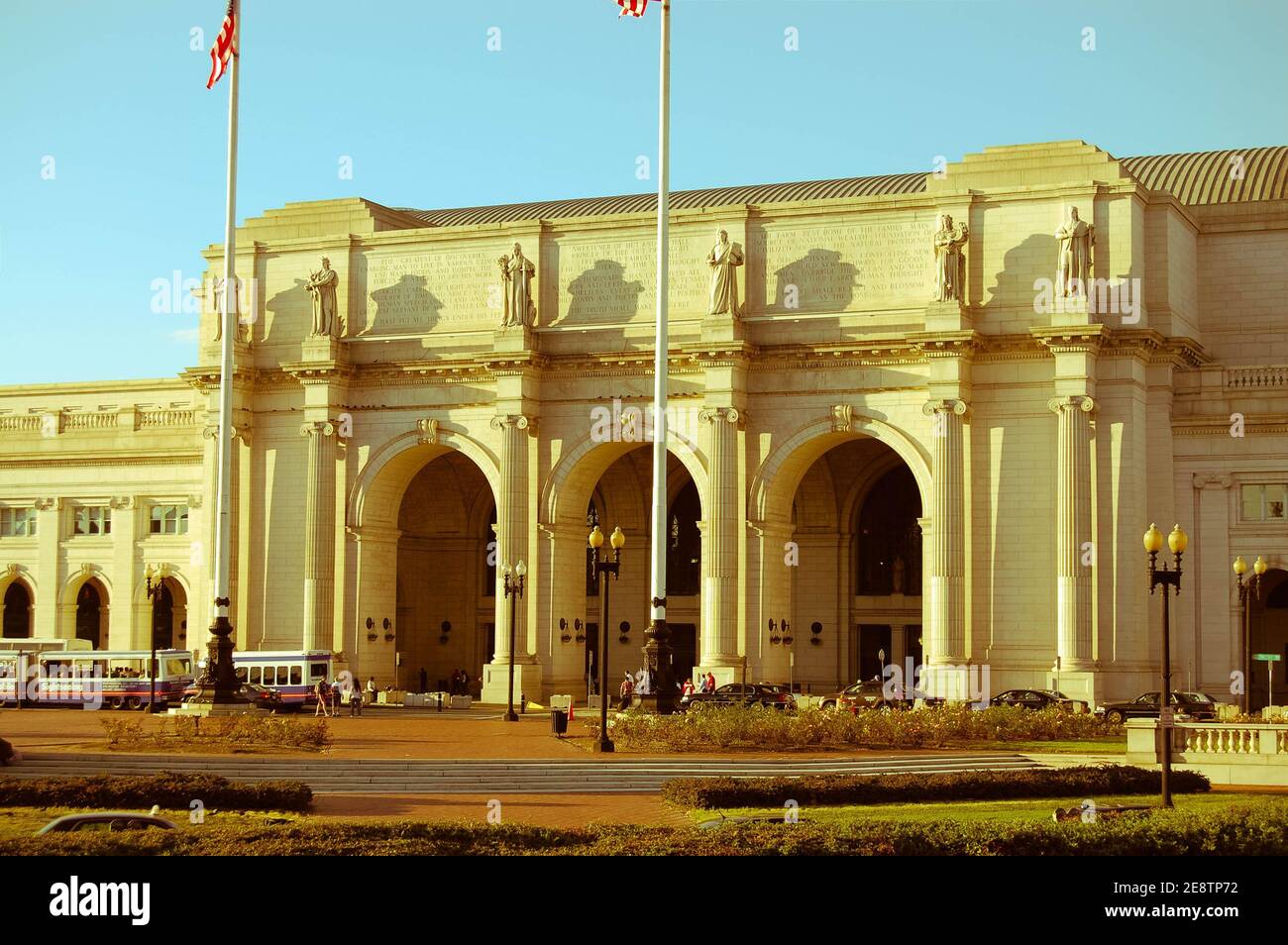 Central Station Washington DC USA DC flag flags arch arches imposing ...