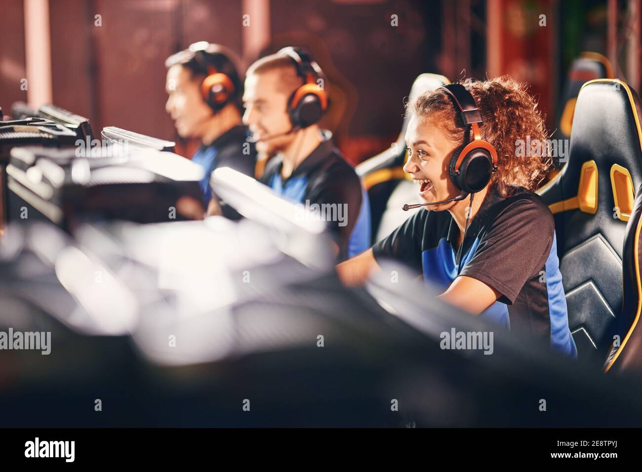 Arena stage screen hi-res stock photography and images - Alamy