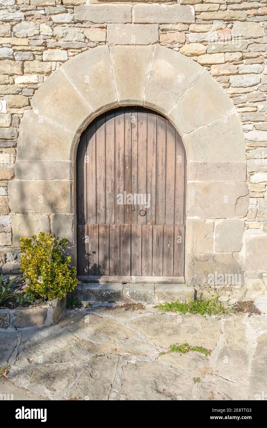 Medieval architecture building hi-res stock photography and images - Alamy