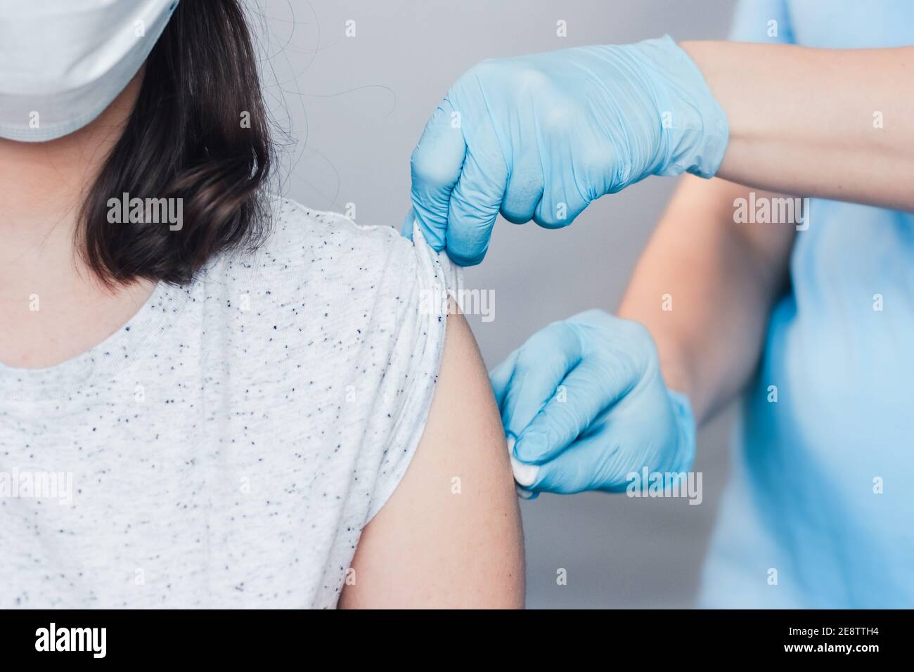 Injection arm mask hi-res stock photography and images - Alamy