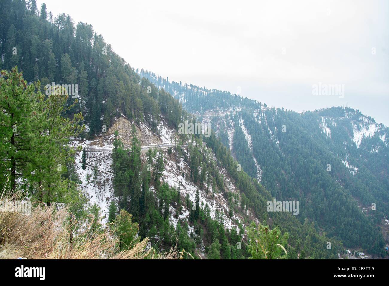 Murree pakistan snow hi-res stock photography and images - Alamy