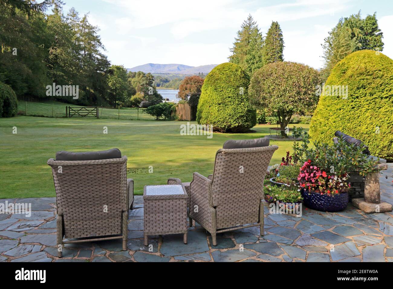 Lakeside garden overlooking Windermere Stock Photo - Alamy