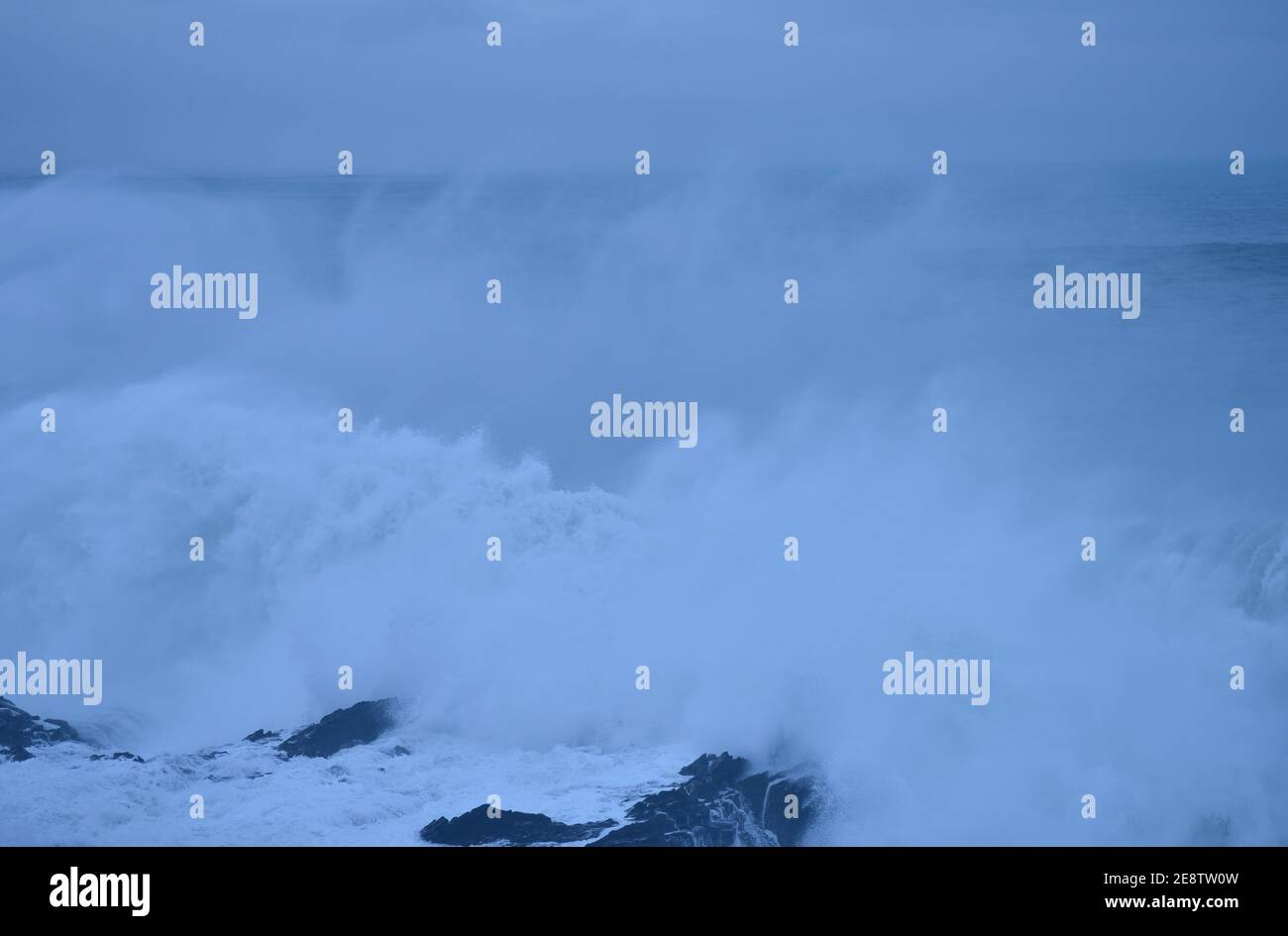 Cribbar wave, Newquay 2021 Stock Photo - Alamy