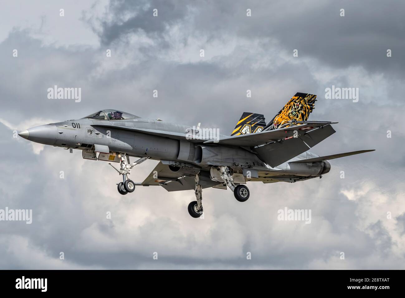 F18 hornet hi-res stock photography and images - Alamy