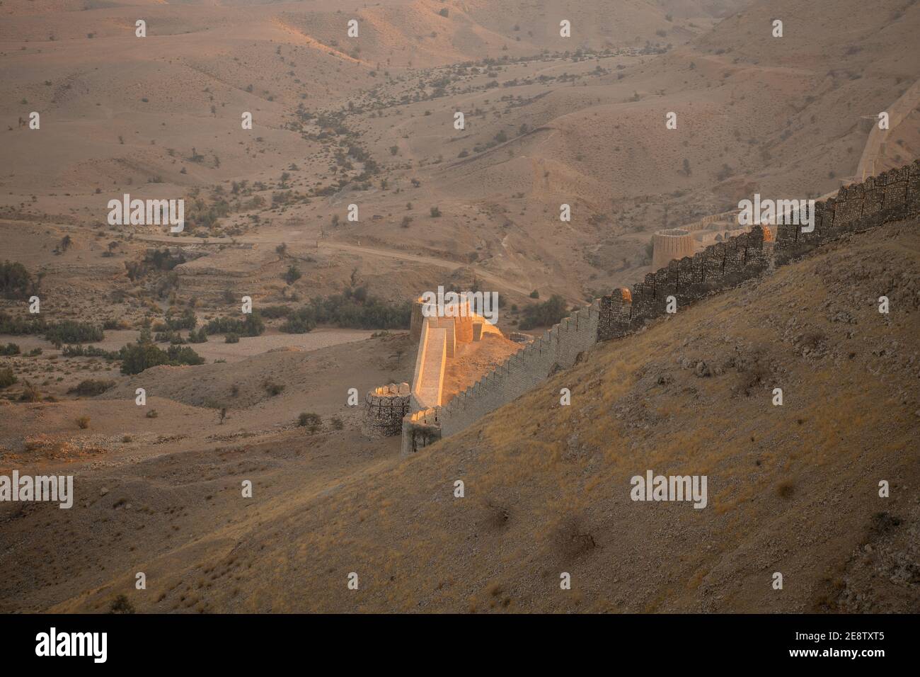 Rani Kot Fort Great Wall of Sindh Picturesque Breathtaking View at ...
