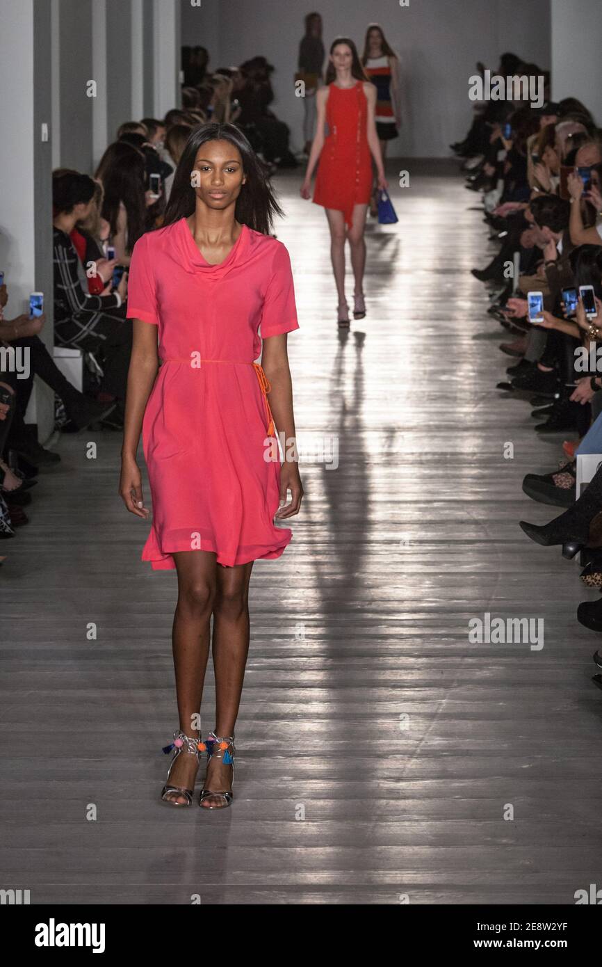 Runway show fashion london england united kingdom london collections hi ...
