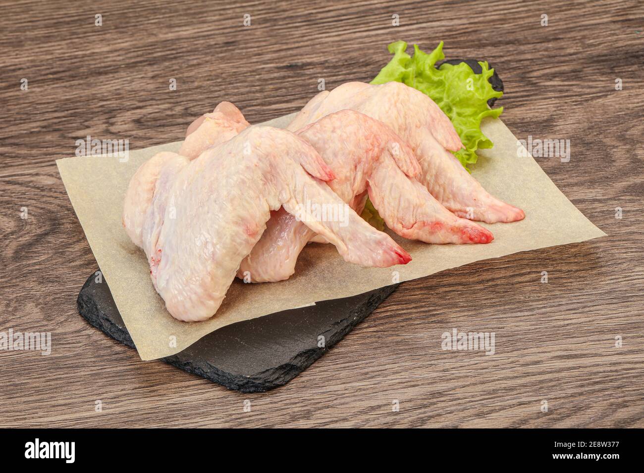 Raw chicken wings ready for cooking Stock Photo - Alamy
