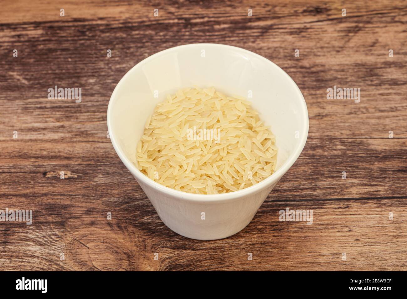 Raw Indian basmati rice in the bowl Stock Photo - Alamy