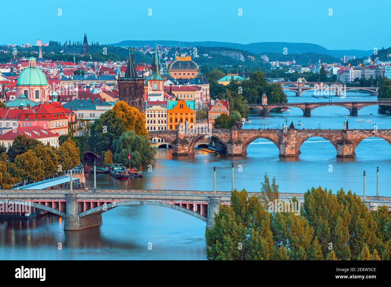 Vltava praga hi-res stock photography and images - Alamy