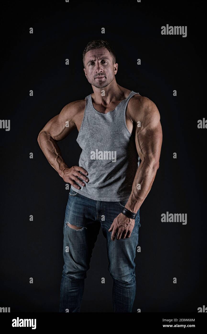 Mens physique hi-res stock photography and images - Alamy