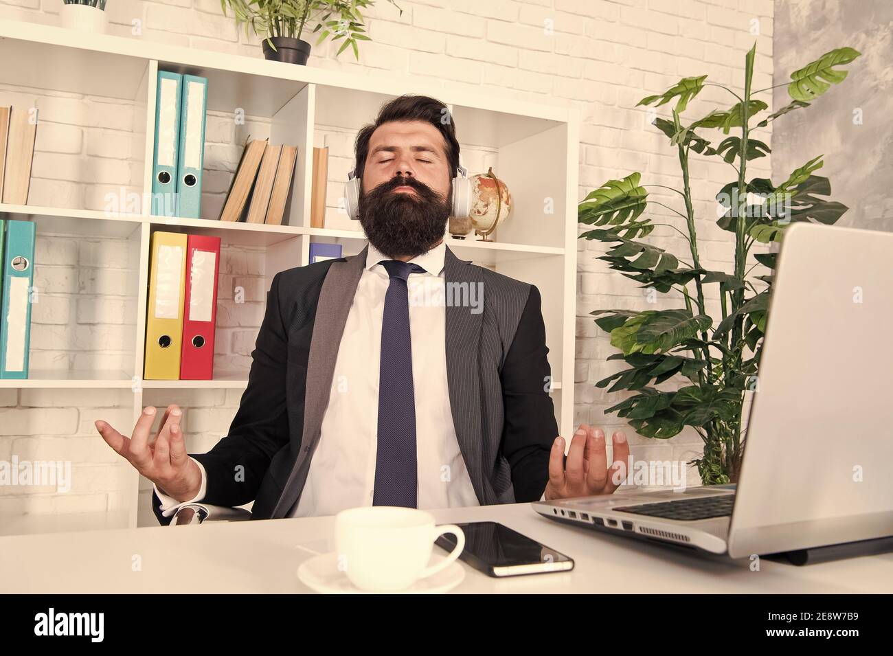 Workplace vibes hi-res stock photography and images - Alamy