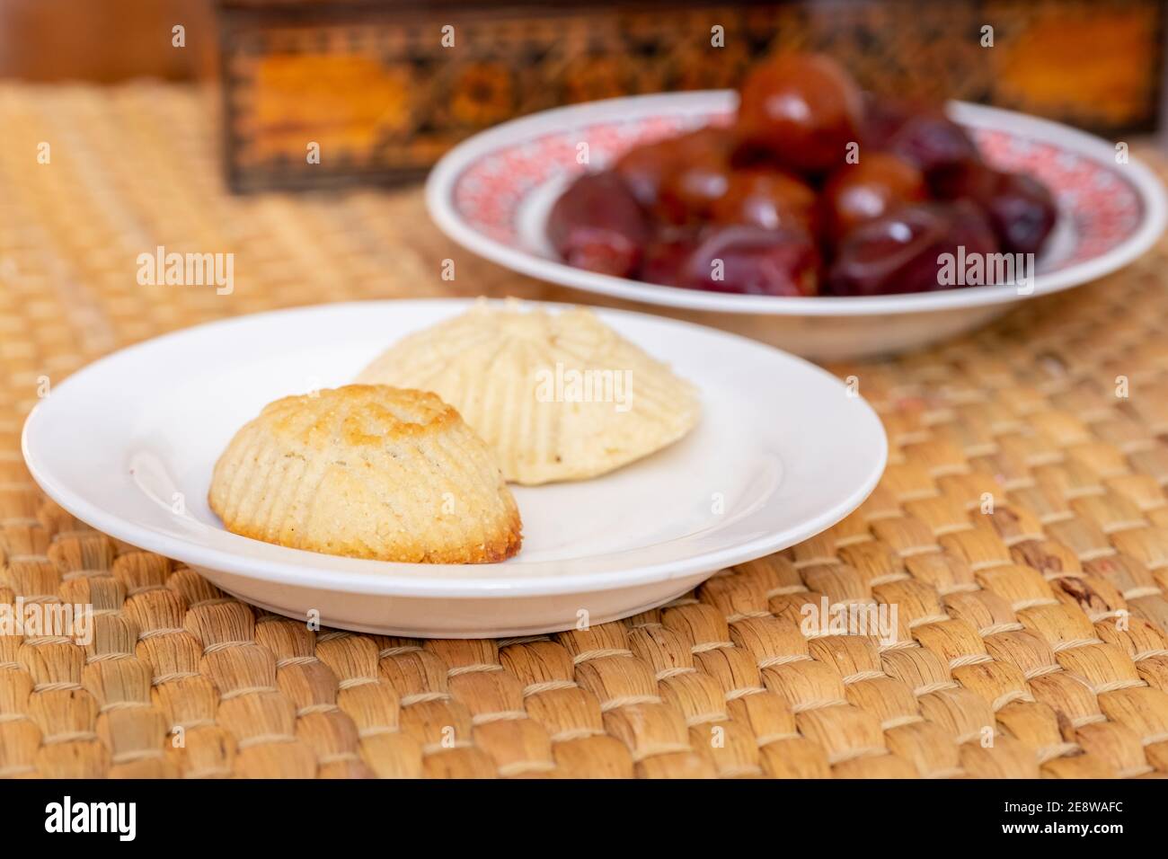 Arabian eid sweets ,mamoul ,kahk, islamic celebration Stock Photo - Alamy
