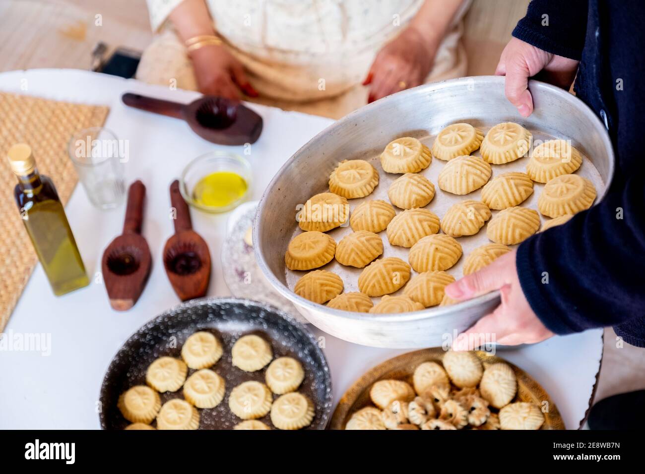 Maamoul woman hi-res stock photography and images - Alamy