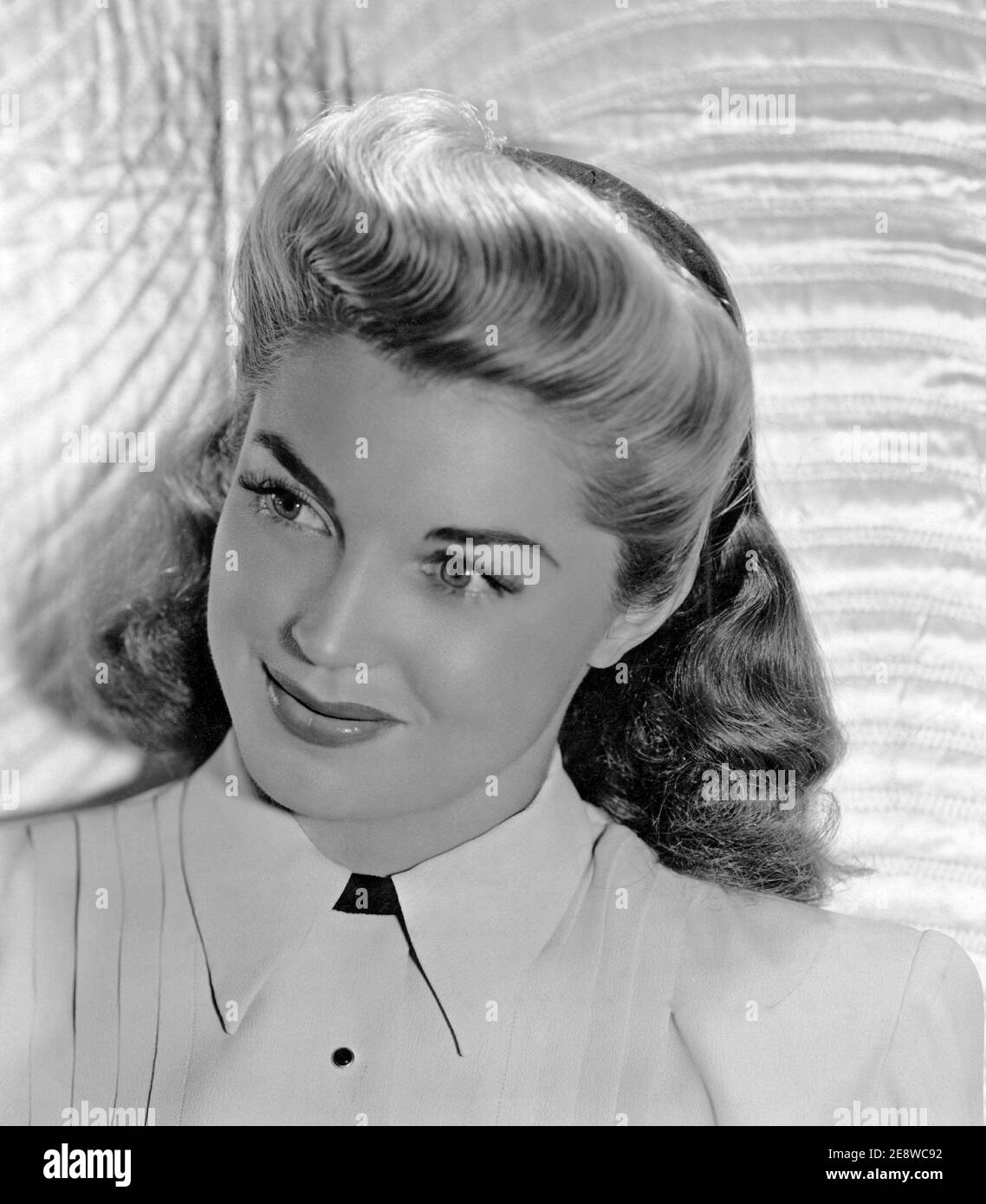 1946 is an american actor hi-res stock photography and images - Alamy