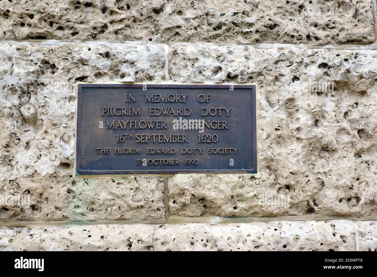 PLAQUES ON THE MAYFLOWER MEMORIAL Stock Photo - Alamy