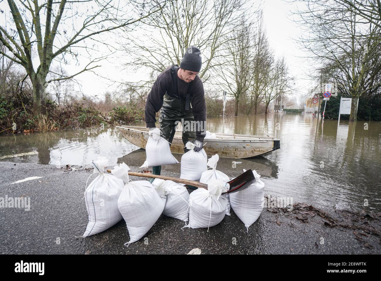 Oestrich Winkel, Germany. 01st Feb, 2021. Michael Zumerling, caretaker ...