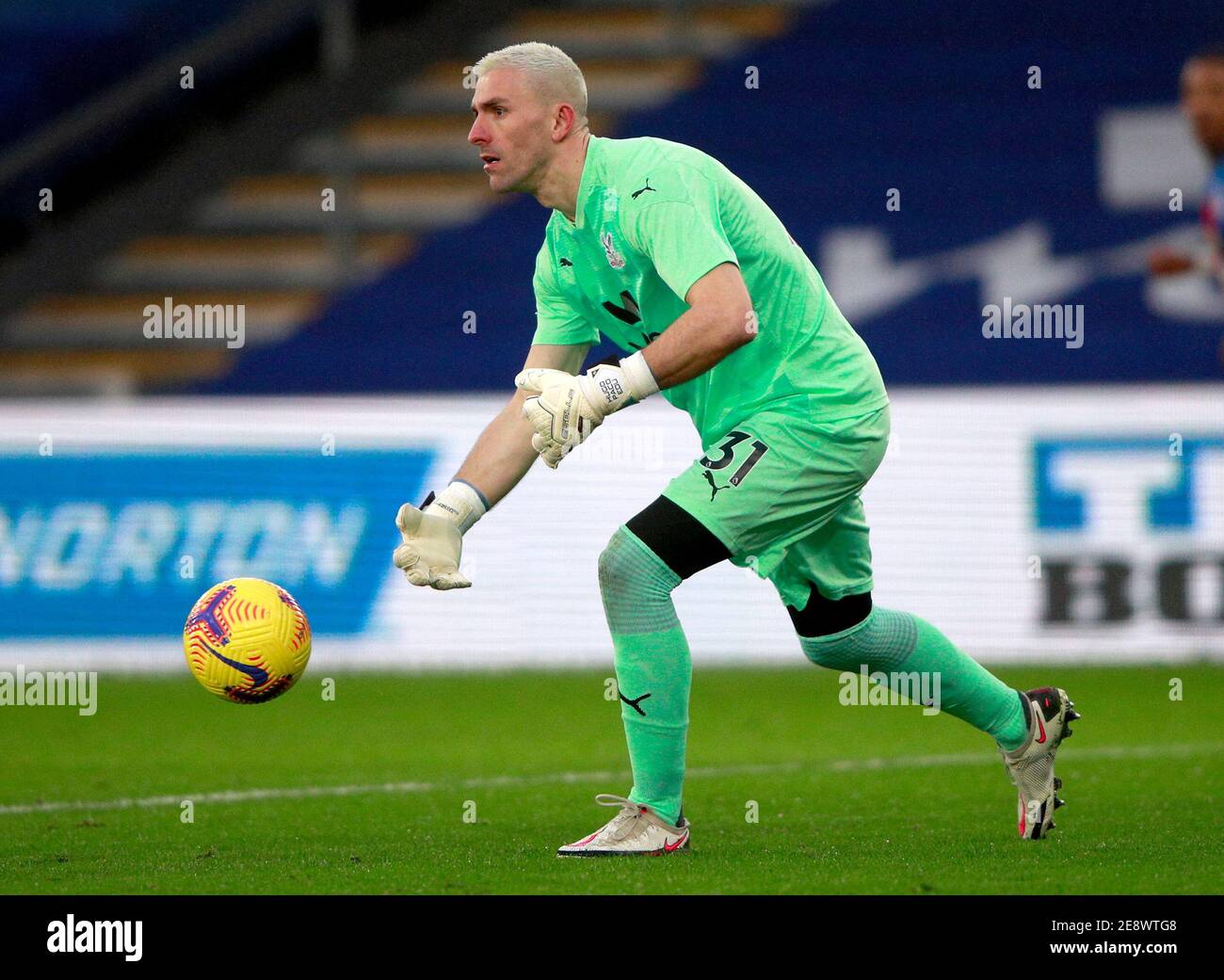 Crystal Palace goalkeeper Vicente Guaita during the Premier League ...