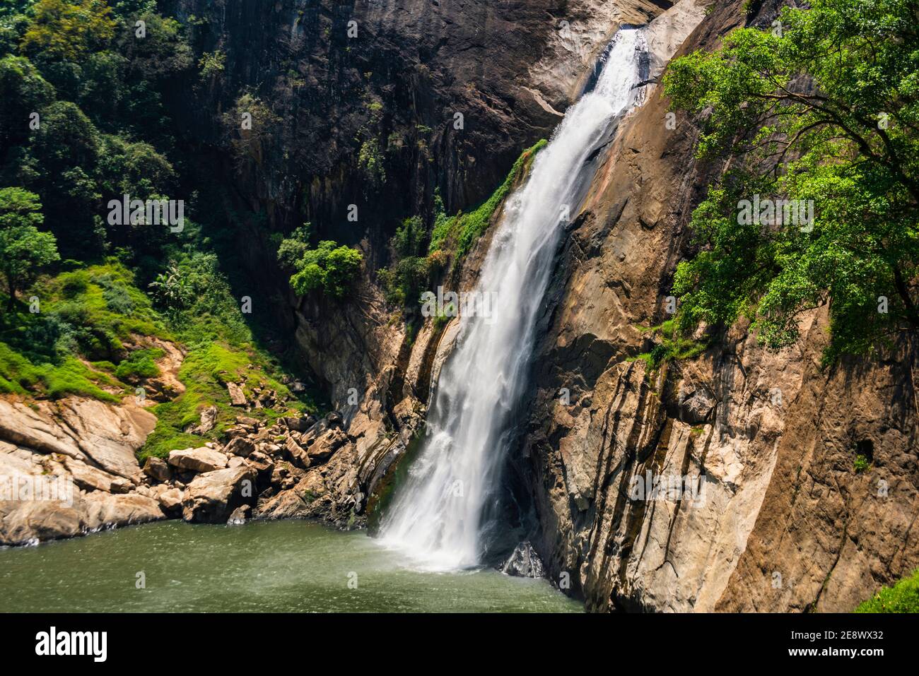 Dunhinda falls, Badulla, Sri Lanka Stock Photo - Alamy
