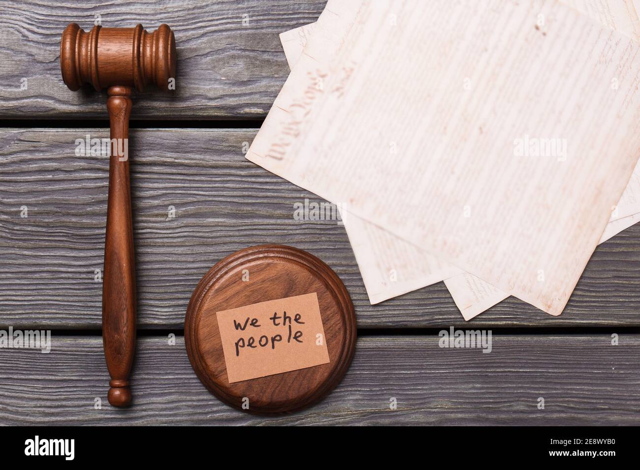 Top view wooden gavel and trial papers Stock Photo - Alamy