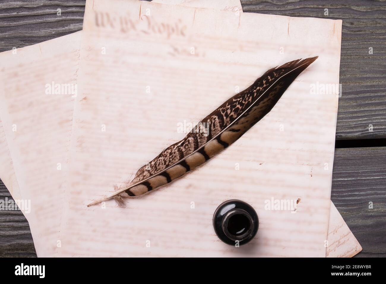 Top view quill feather and ink Stock Photo - Alamy