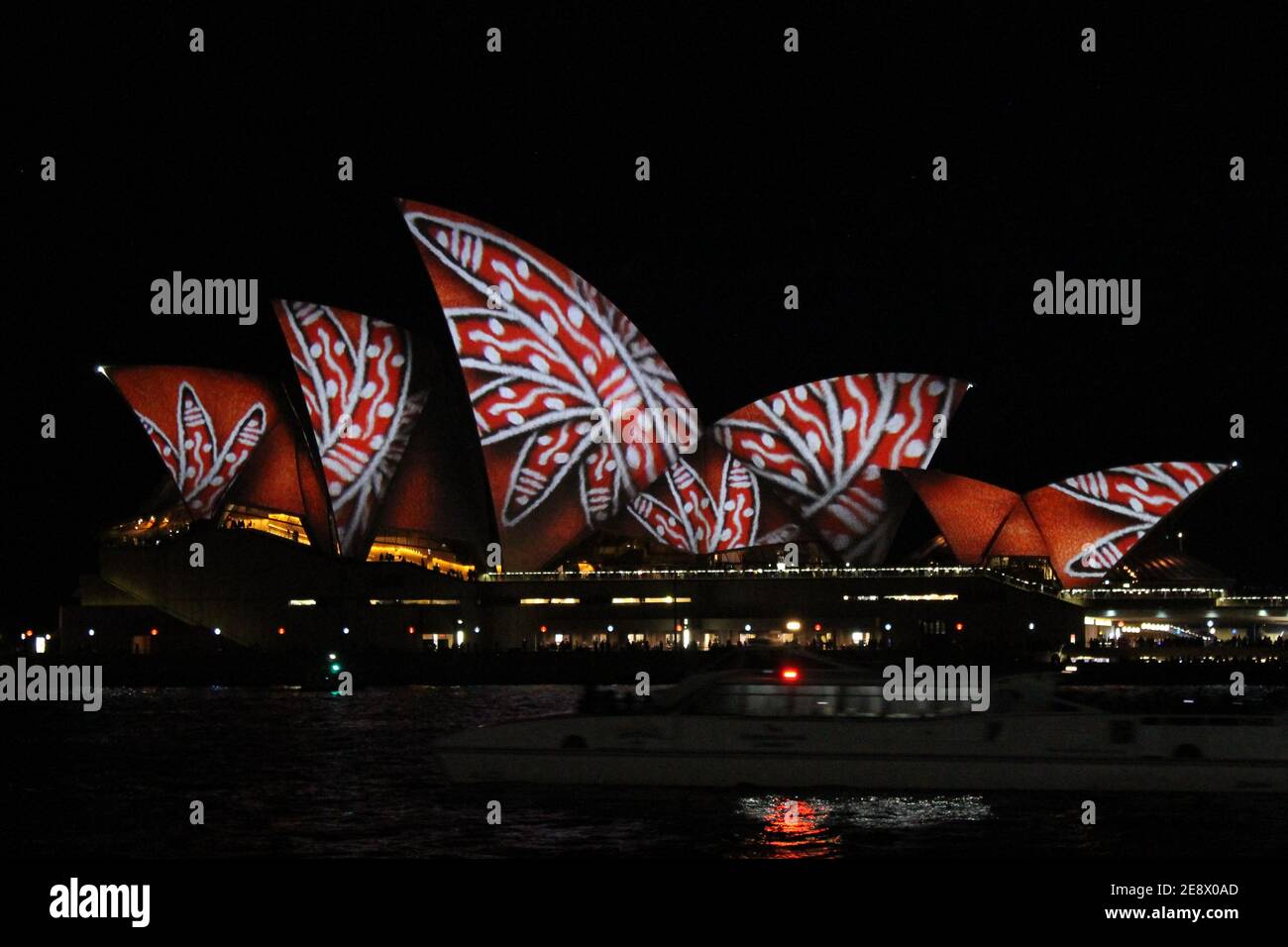 SYDNEY, AUSTRALIA - Jun 11, 2016: Sydney Opera House by night with ...