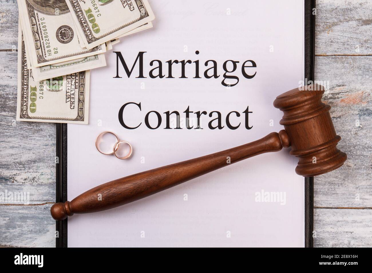 Marriage contract concept Stock Photo - Alamy
