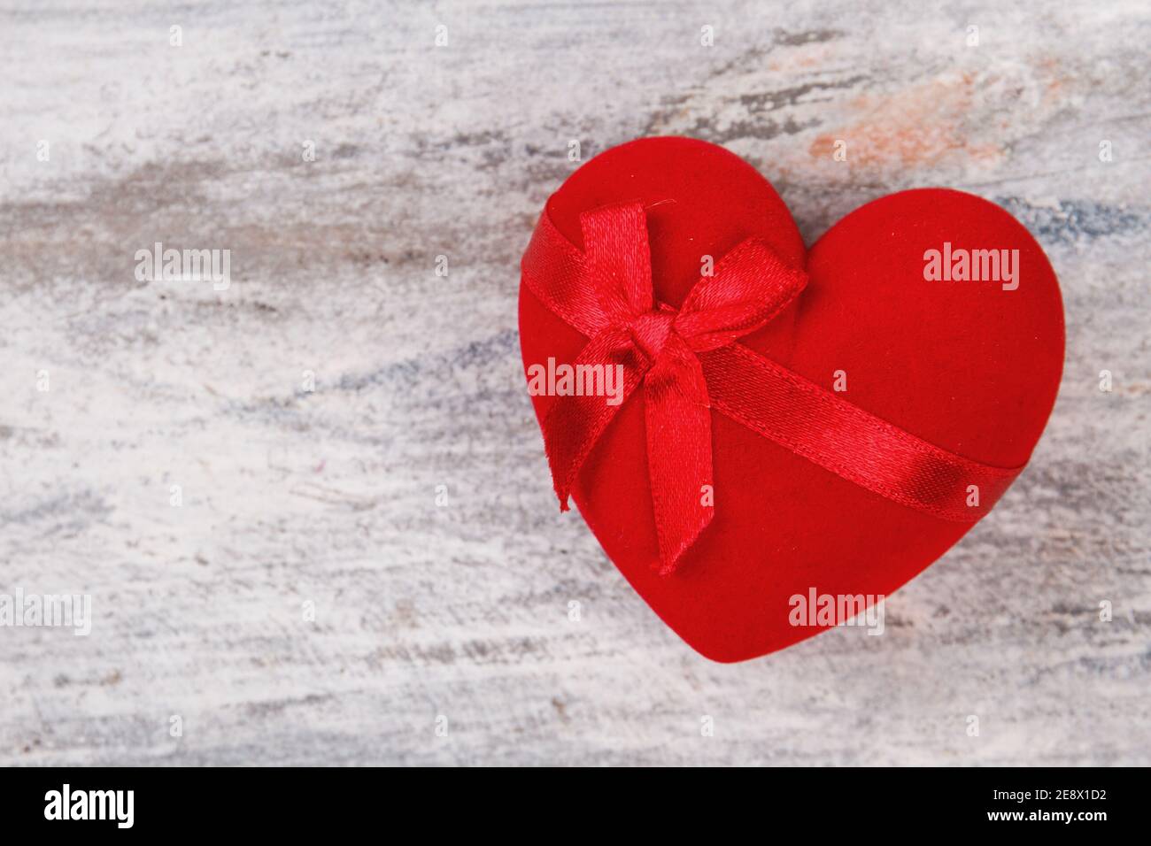 Red heart box with ribbon Stock Photo - Alamy