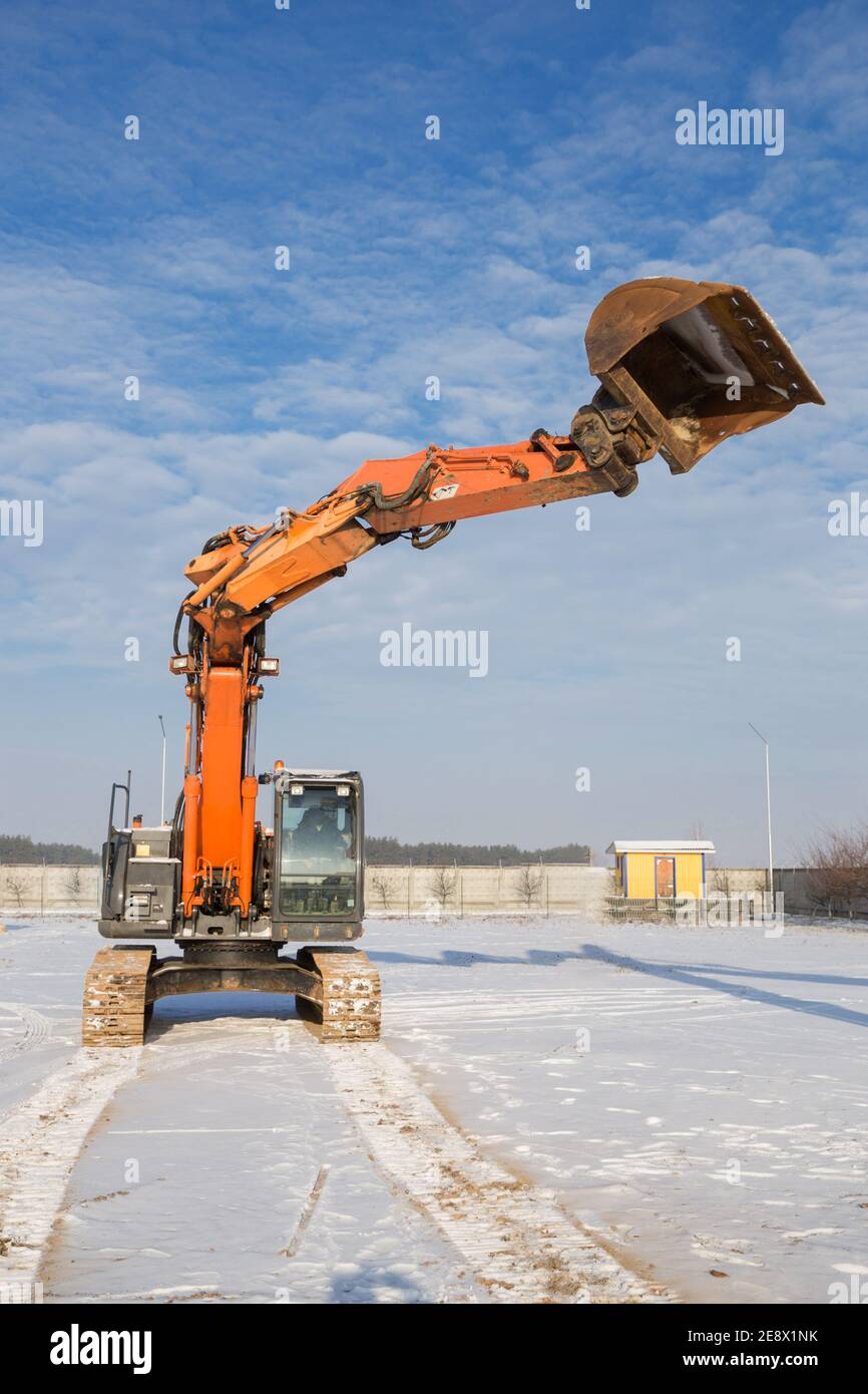 Raised bucket hi-res stock photography and images - Alamy