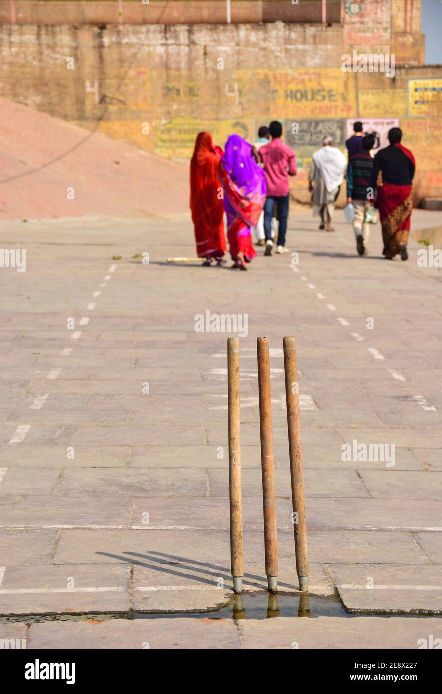 Cricket stumps hi-res stock photography and images - Alamy