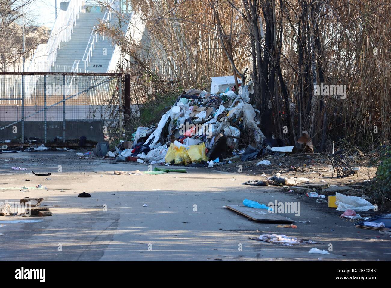 Road blight hi-res stock photography and images - Alamy