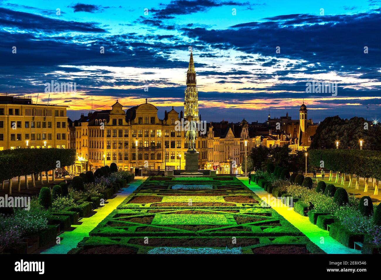 Cityscape of Brussels in a beautiful summer night, Belgium Stock Photo ...