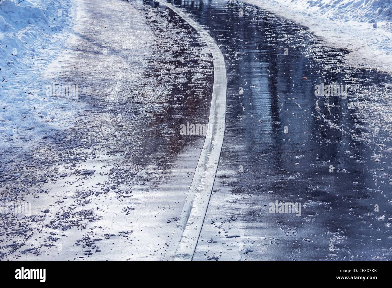 Wet asphalt road surface at winter morning Stock Photo - Alamy