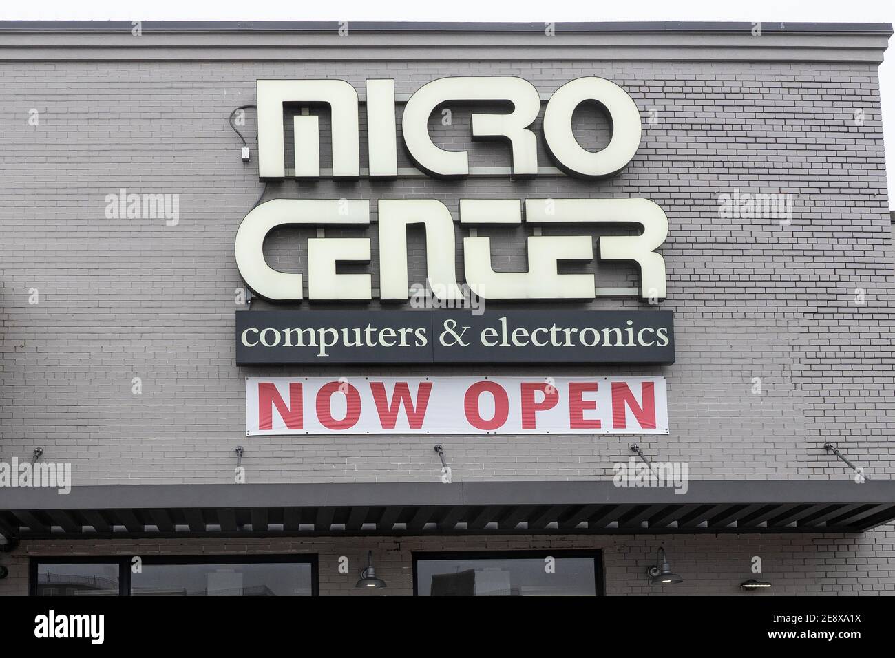 Microcenter Logo
