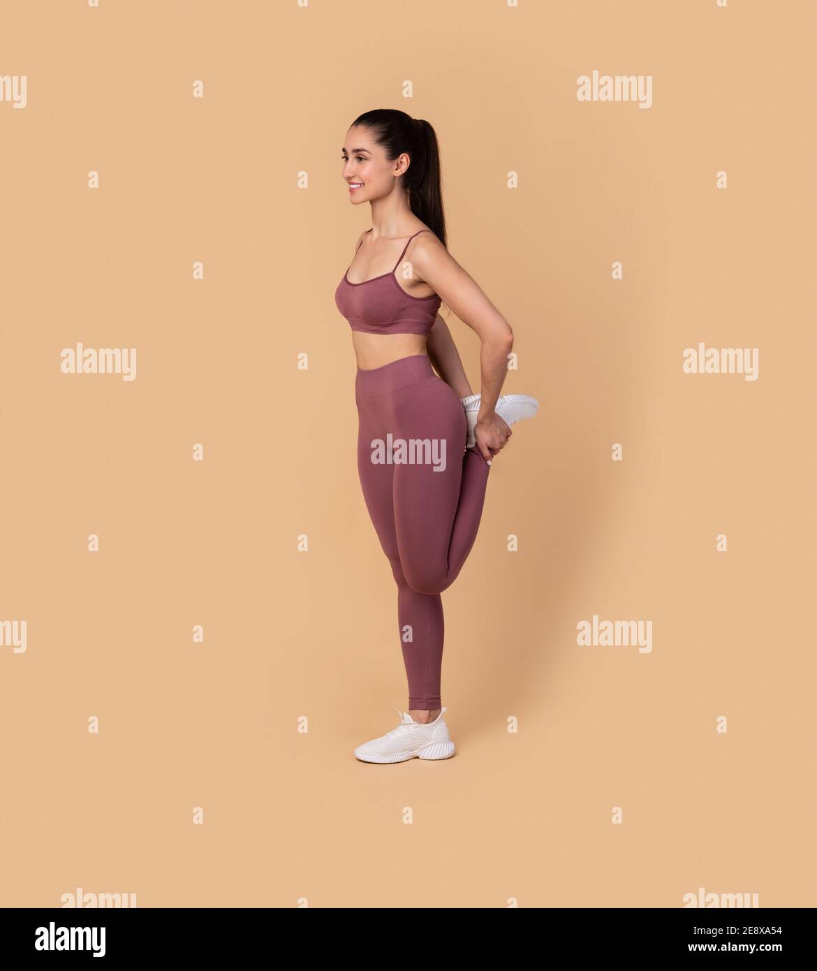 Fitness person stretching leg hi-res stock photography and images - Alamy